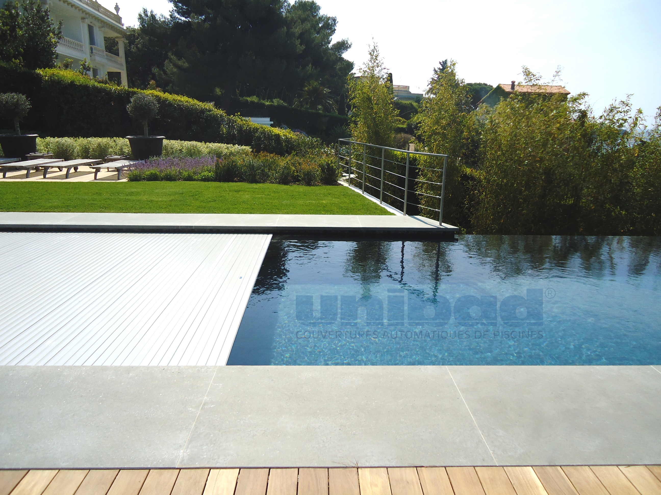 Swimming pool cover specialist since 1967 - Unibad